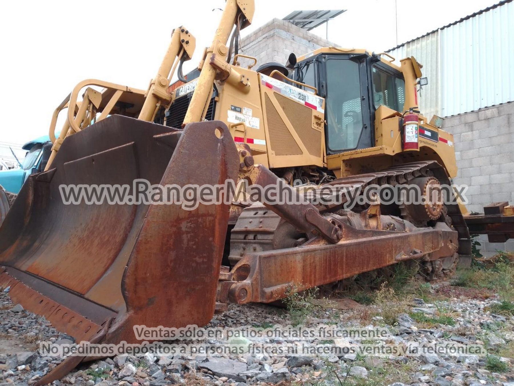 Bull-Dozer (Tractores): D8T