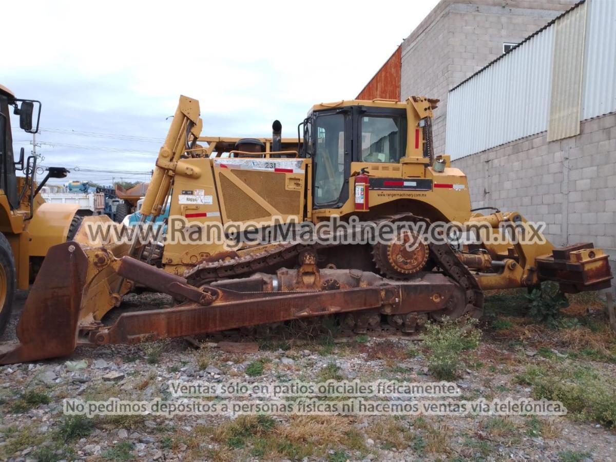 Bull-Dozer (Tractores): D8T