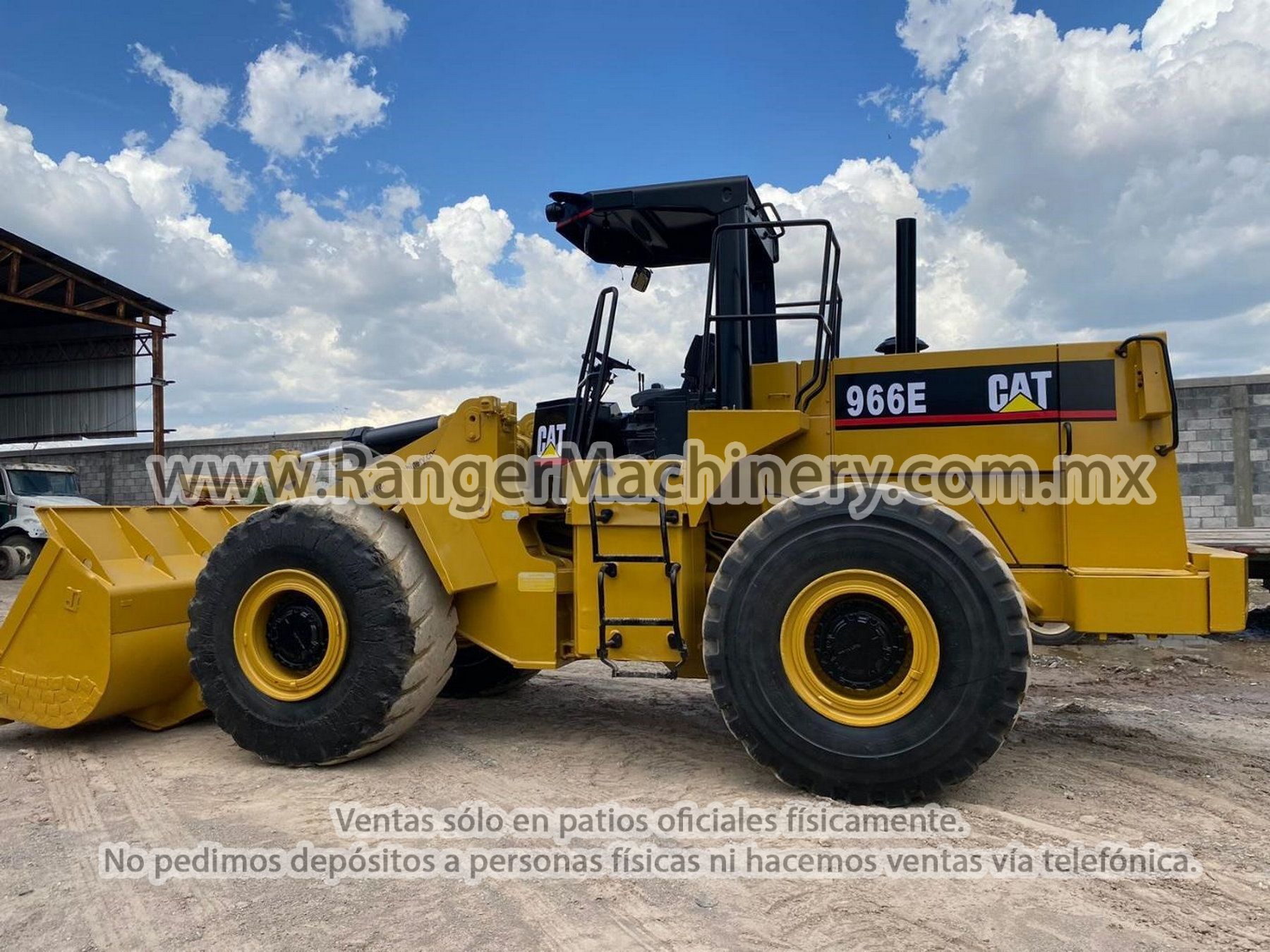 Payloaders (Cargador Frontal): 966 E