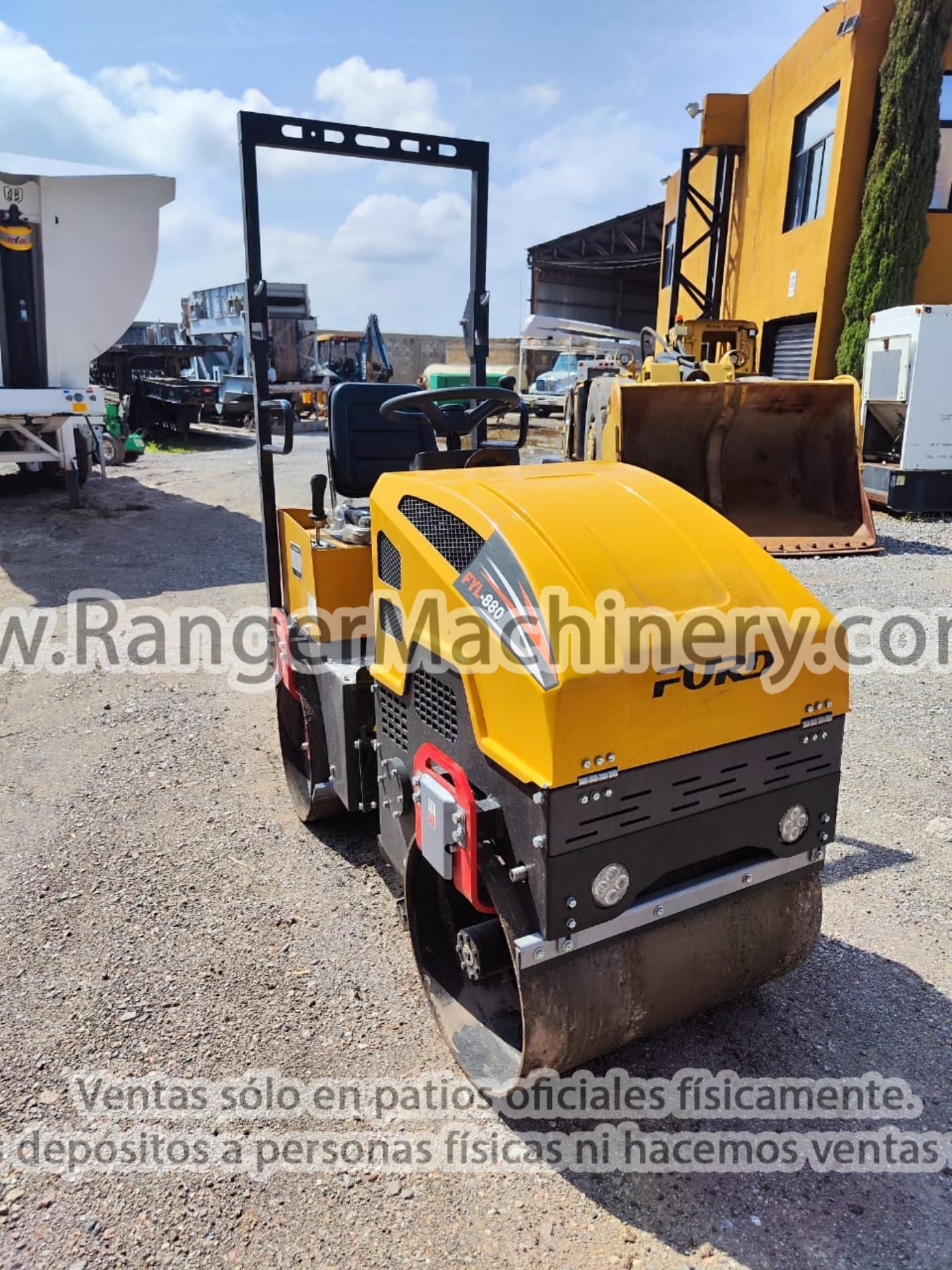 Vibrocompactadores: FLY 880